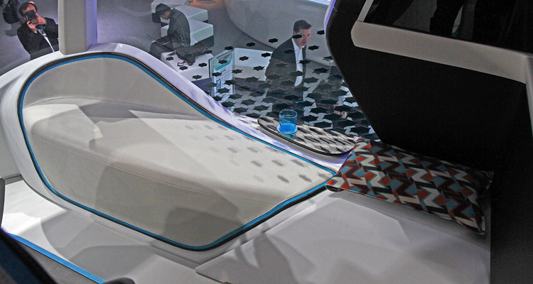 5年前发布，现在看依然很科技未来，依维柯Z-Truck概念卡车实拍 - 提加商用车网