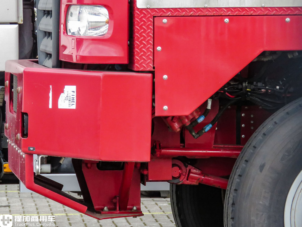 美国卡车中的“平头哥”，肯沃斯K500到底有多强？实拍8X6油田车告诉你 - 提加商用车网