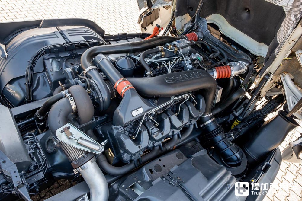 21年车龄仅行驶100公里，可能是全欧洲最新的斯堪尼亚144L 530正出售 - 提加商用车网