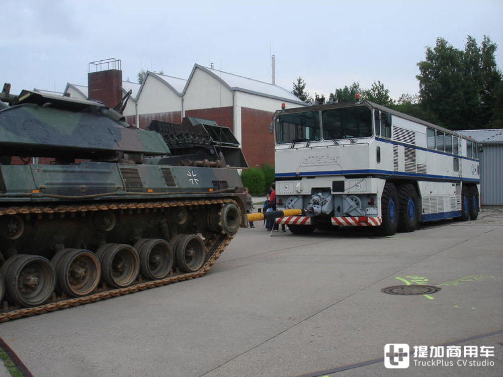 双V10发动机外观似火车头，德国陆军最大的卡车，Lauster MF 60重型测试车的历史回顾 - 提加商用车网