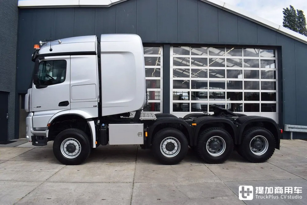 即将进入国内的新款奔驰Arocs SLT到底有多强悍？海外实拍抢先看 - 提加商用车网