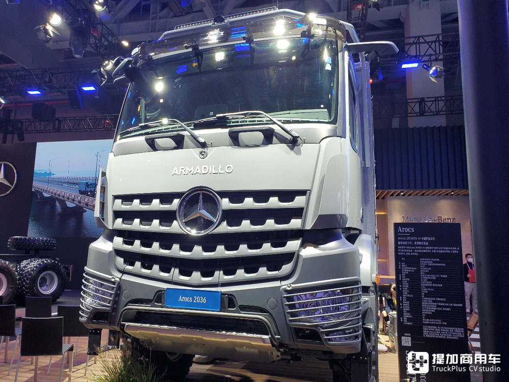 奔驰Arocs 4x4底盘打造，今年进博会上的这台越野房车，C本就能开？ - 提加商用车网