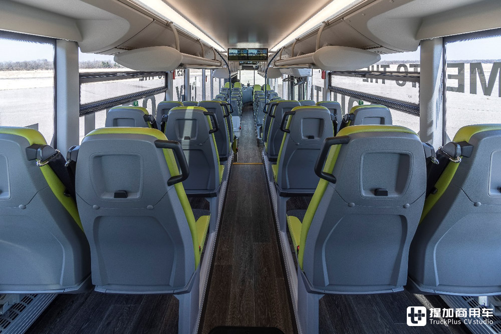 欧洲最强通勤客车之一，曼恩最新巴士产品，Lion’s Intercity LE实拍 - 提加商用车网