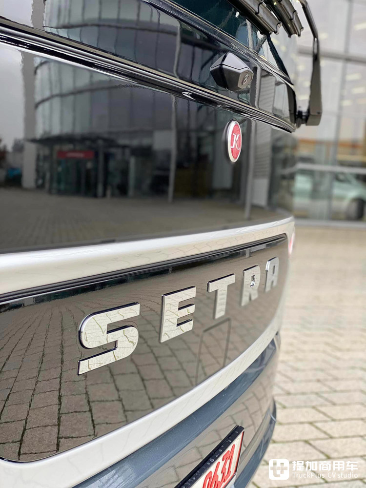 欧洲豪华大巴新标杆，实拍新一代赛特拉S 515 HD豪华巴士 - 提加商用车网