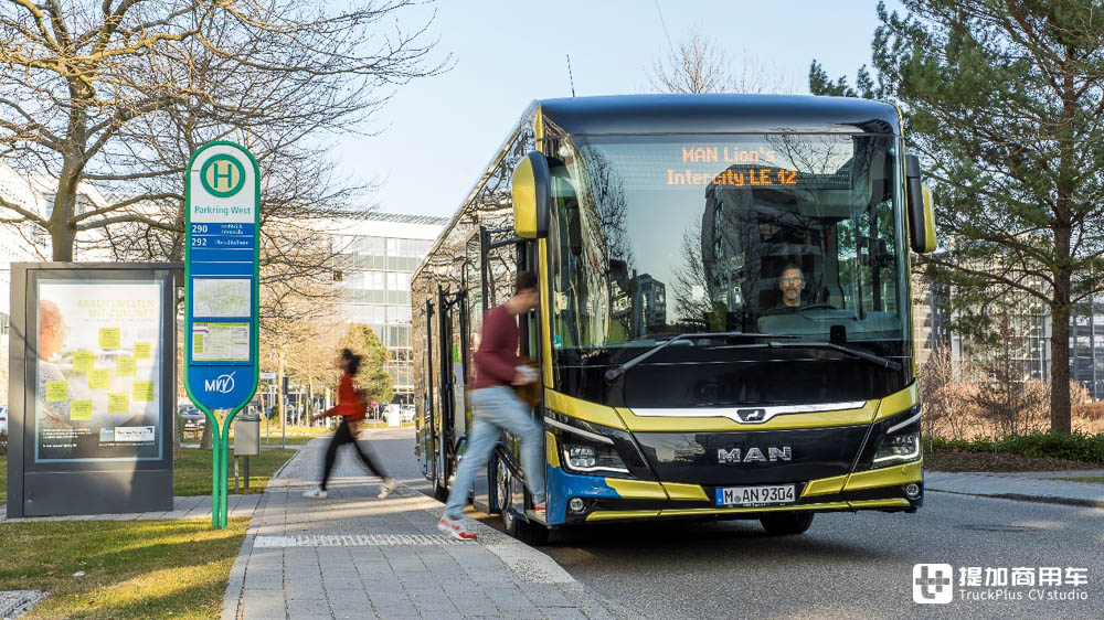 欧洲最强通勤客车之一，曼恩最新巴士产品，Lion’s Intercity LE实拍 - 提加商用车网