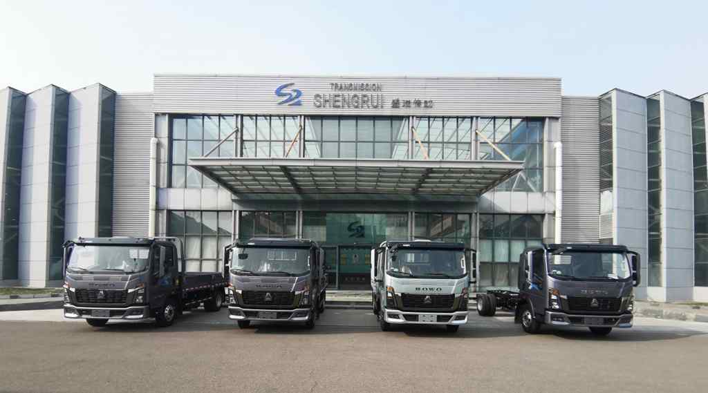 黑科技锤炼六大“钞”能力！中国重汽HOWO统帅8AT轻卡获媒体盛赞 - 提加商用车网