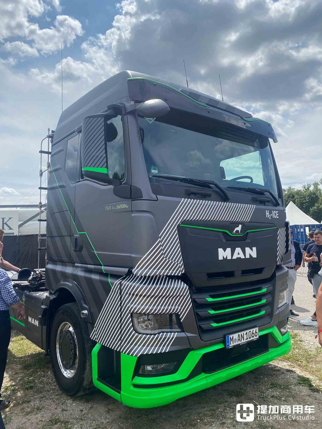 氢内燃发动机加持，性能不输柴油车，曼恩hTGX氢内燃机重卡上市 - 提加商用车网