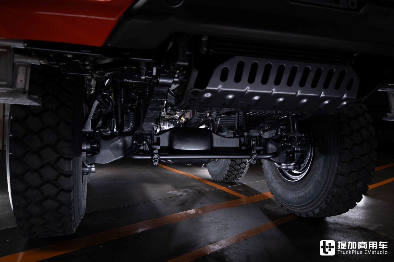 X3000 8x8等车型亮相，陕汽海外照片大赏，这还是我认识的陕汽吗？ - 提加商用车网